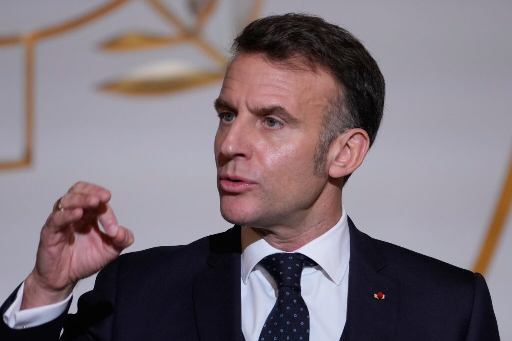 Emmanuel Macron: “France will vote against signing the agreement…”